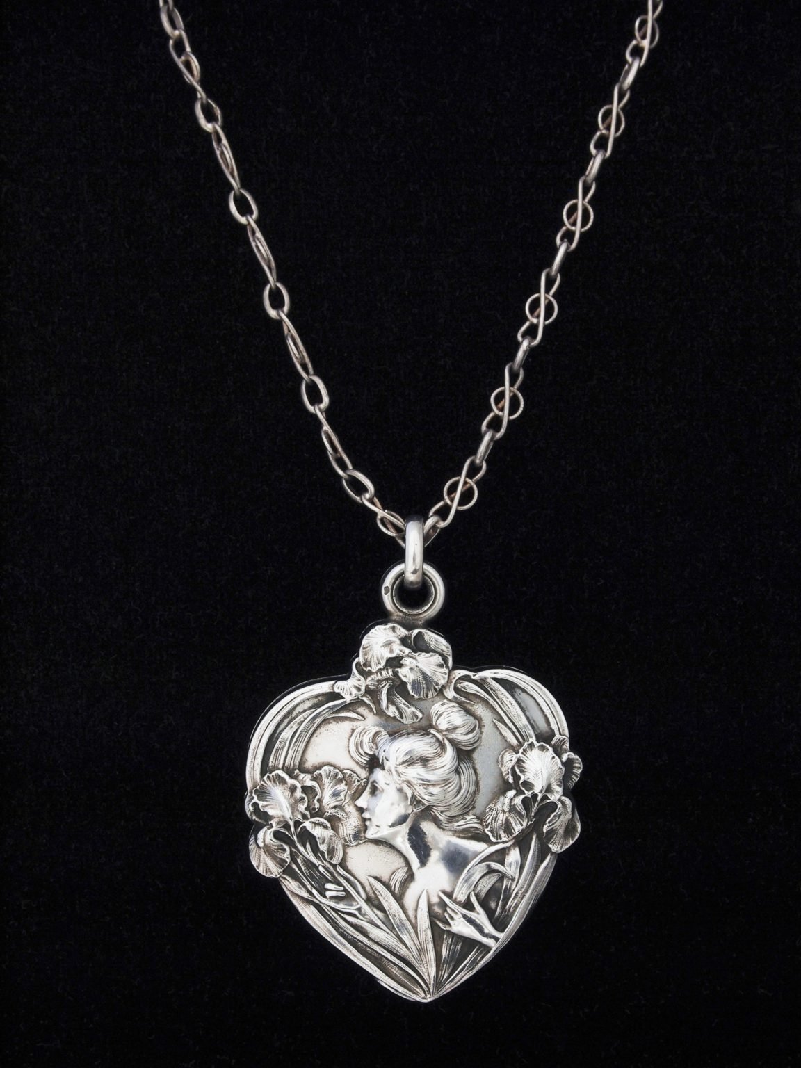 Art Nouveau Mirror Locket by Dropsy* - Nouveau Deco Arts