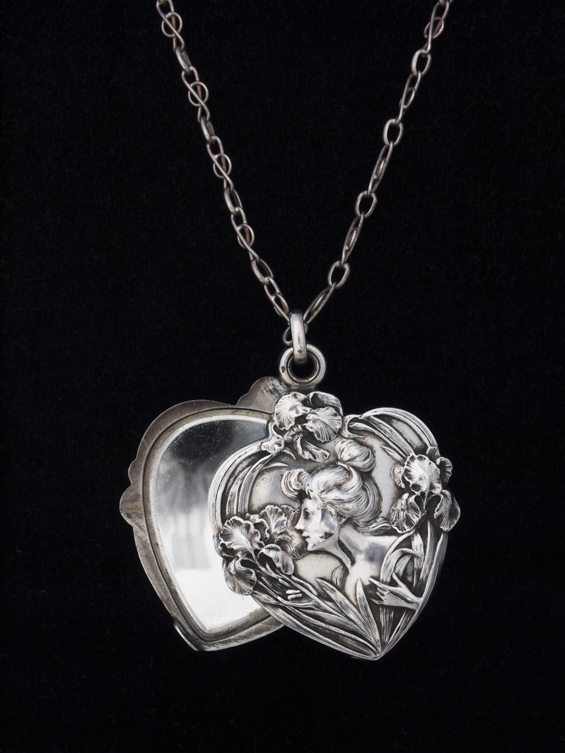Art Nouveau Mirror Locket by Dropsy* - Nouveau Deco Arts