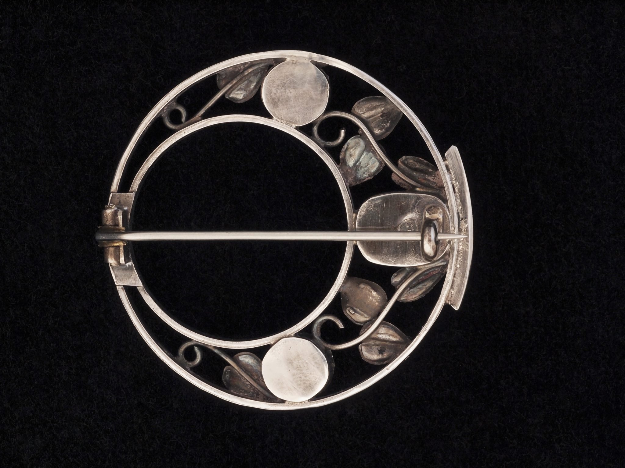 Brooch by George Hunt - Nouveau Deco Arts
