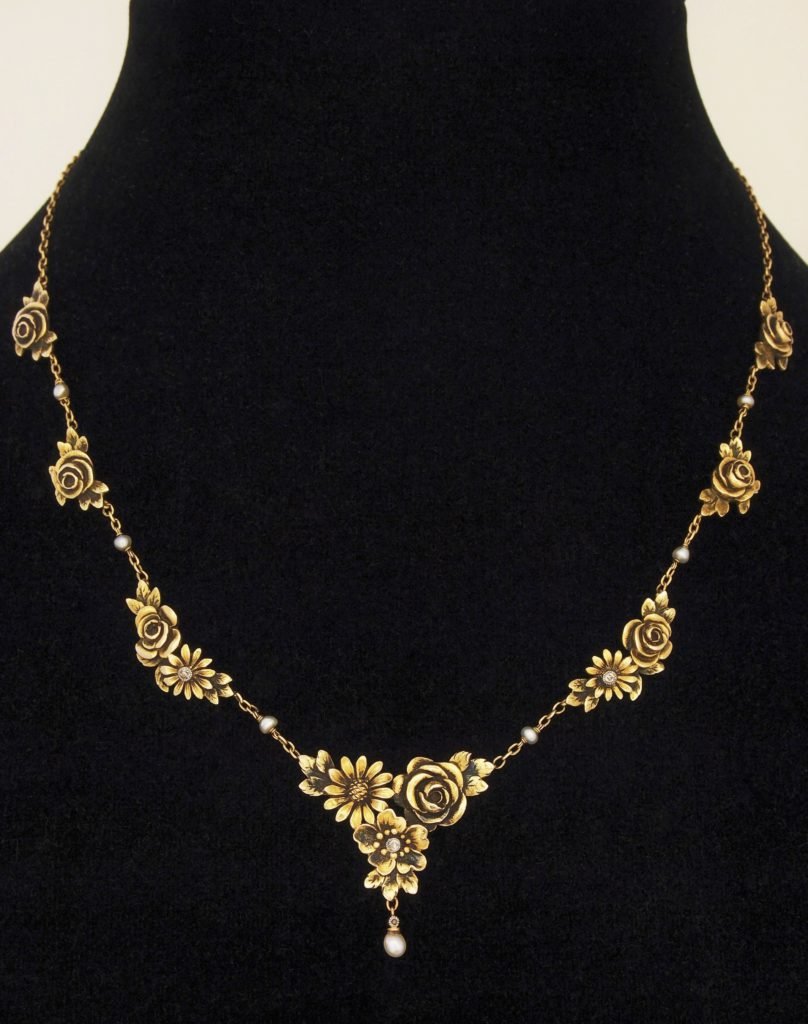 French 18 ct. Gold Necklace* - Nouveau Deco Arts