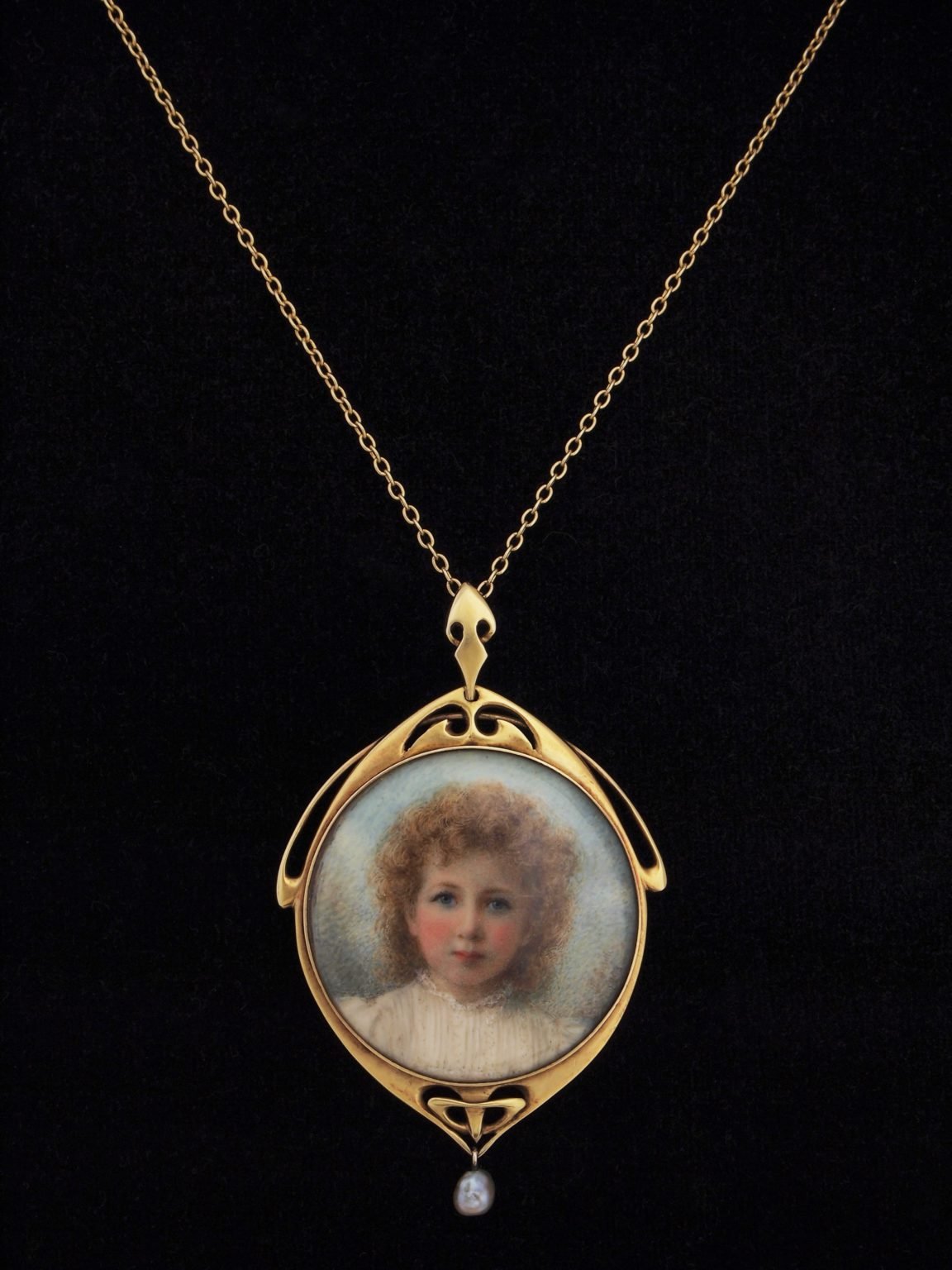 Gold Portrait Locket by Archibald Knox - Nouveau Deco Arts